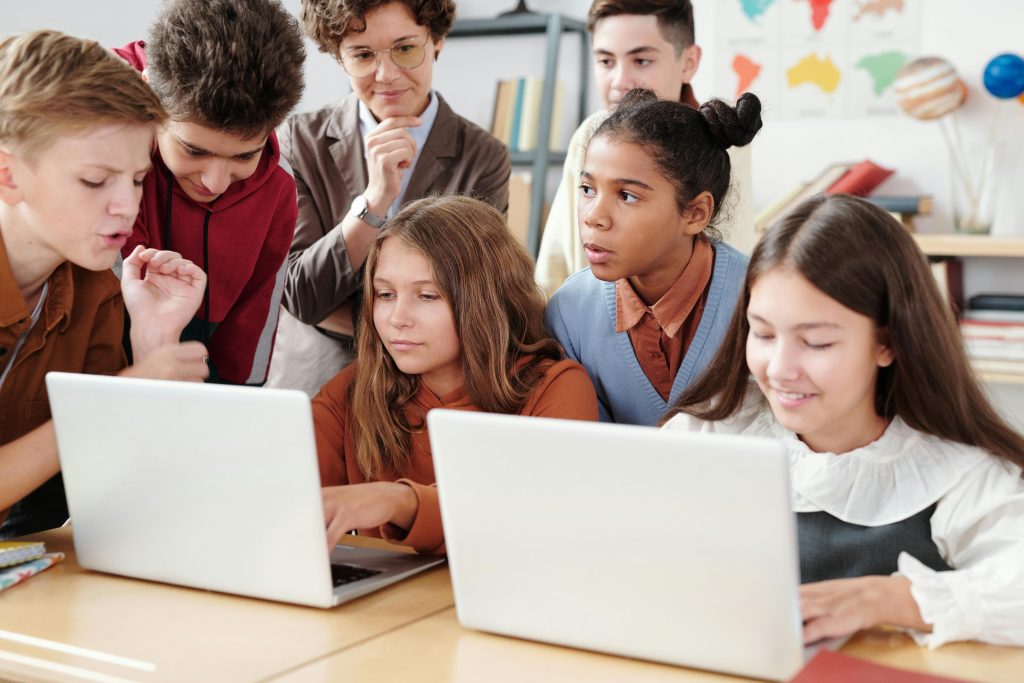 How to Integrate Digital Tools into 11 Plus Study Routines - 11 Plus Blocks